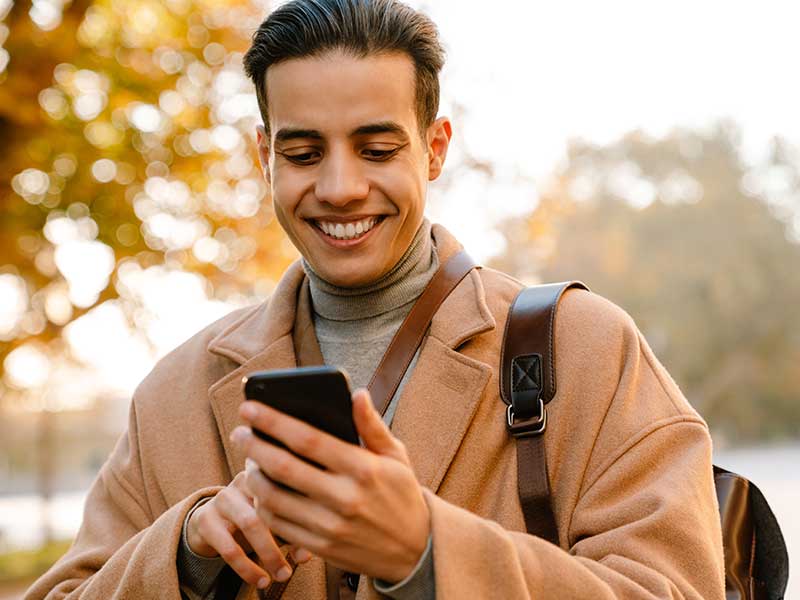 55 Text Messages to Give Him Butterflies - Quick & Simple